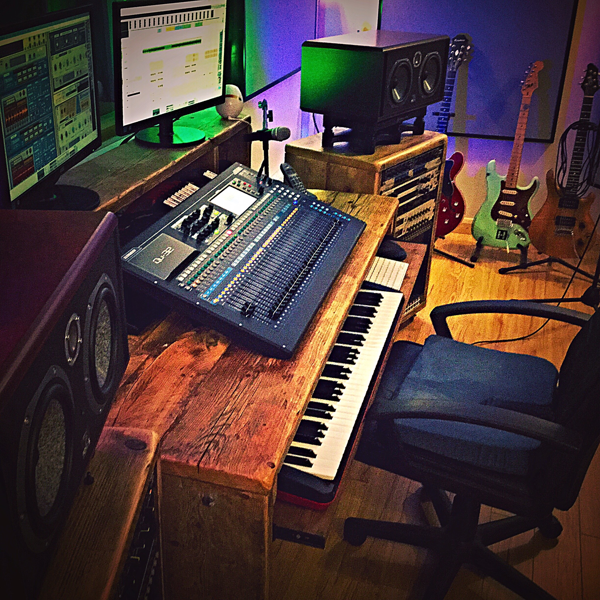 Recording Old – Studio 6 Music